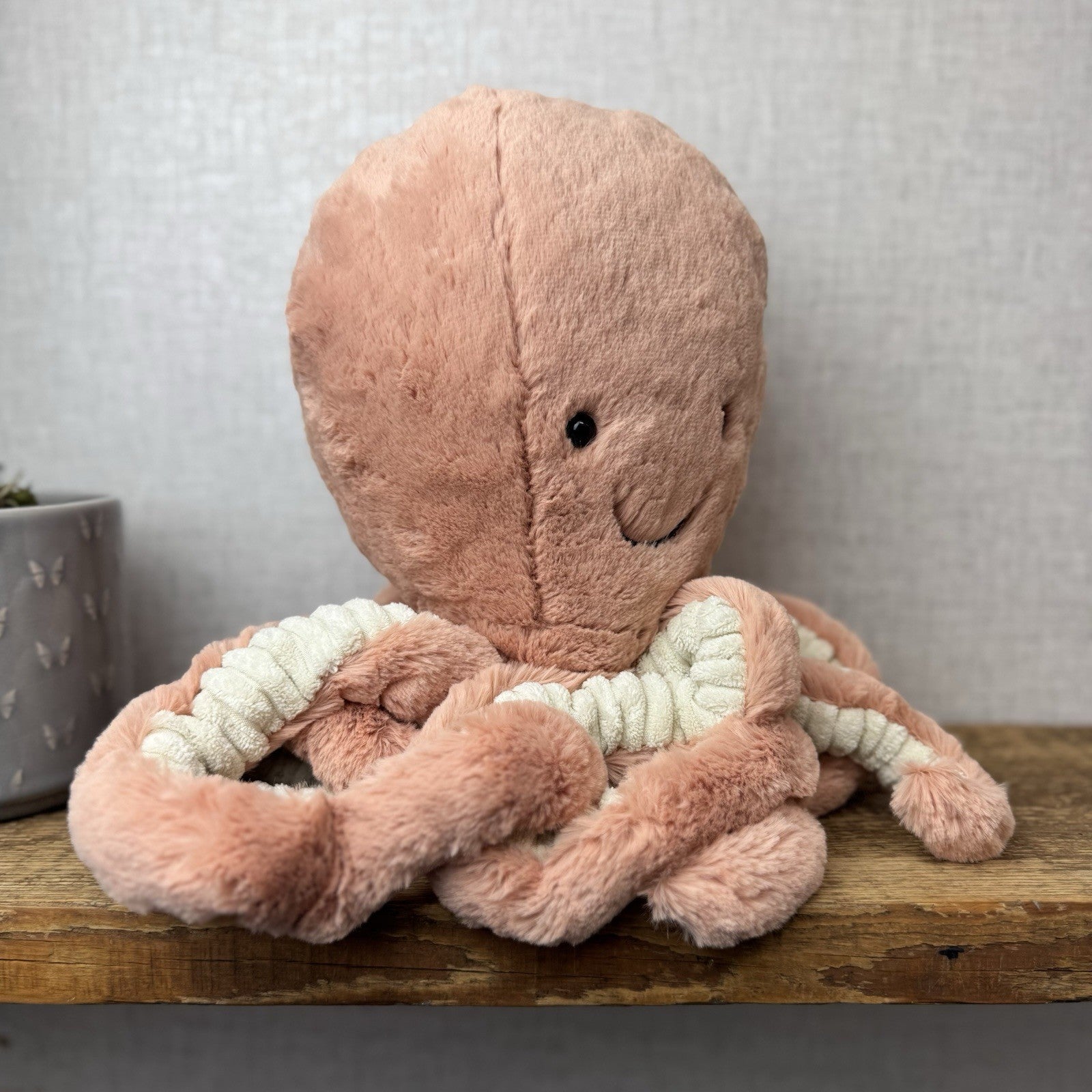 Jellycat Large Odell Octopus - Peach Large Octopus Beanie Retired Pink ...