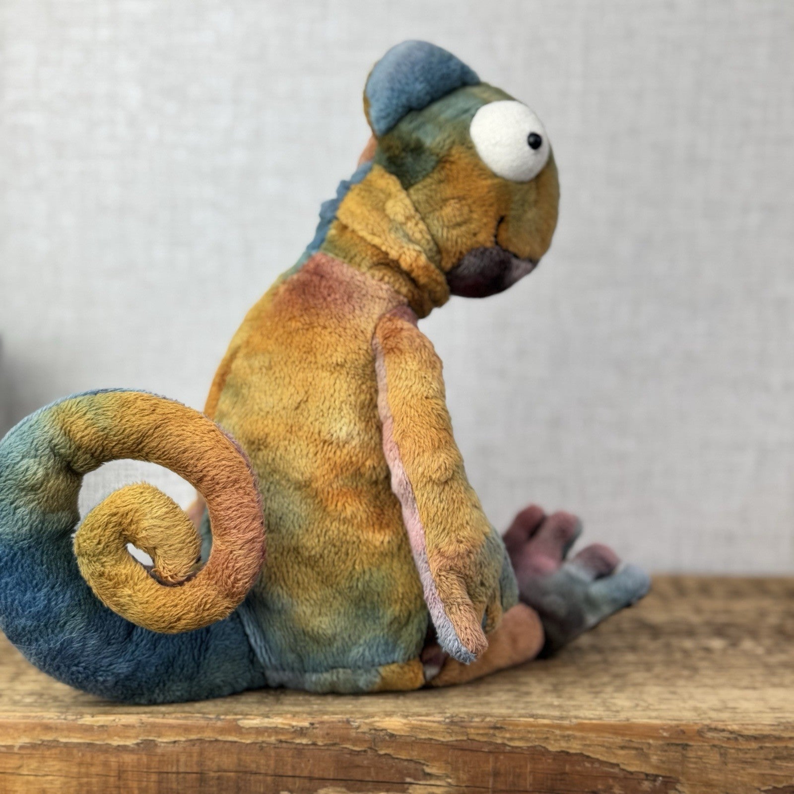 Jellycat Colin Chameleon - Jellycat Multicoloured Lizard Soft Toy - Me ...